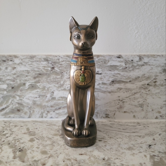 Art | Luxor Bastet Goddess Of Joy Music And Dance Egyptian Cat Statue ...